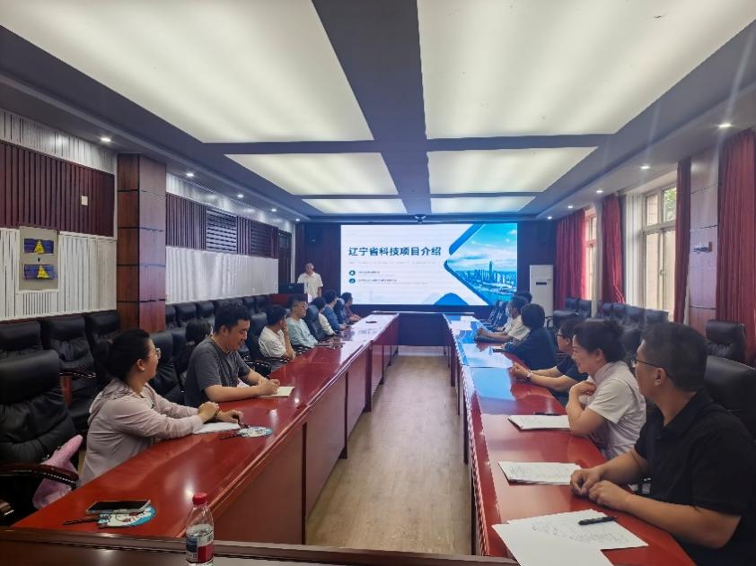 学院召开科技政策解读交流会-信息与控制工程学院